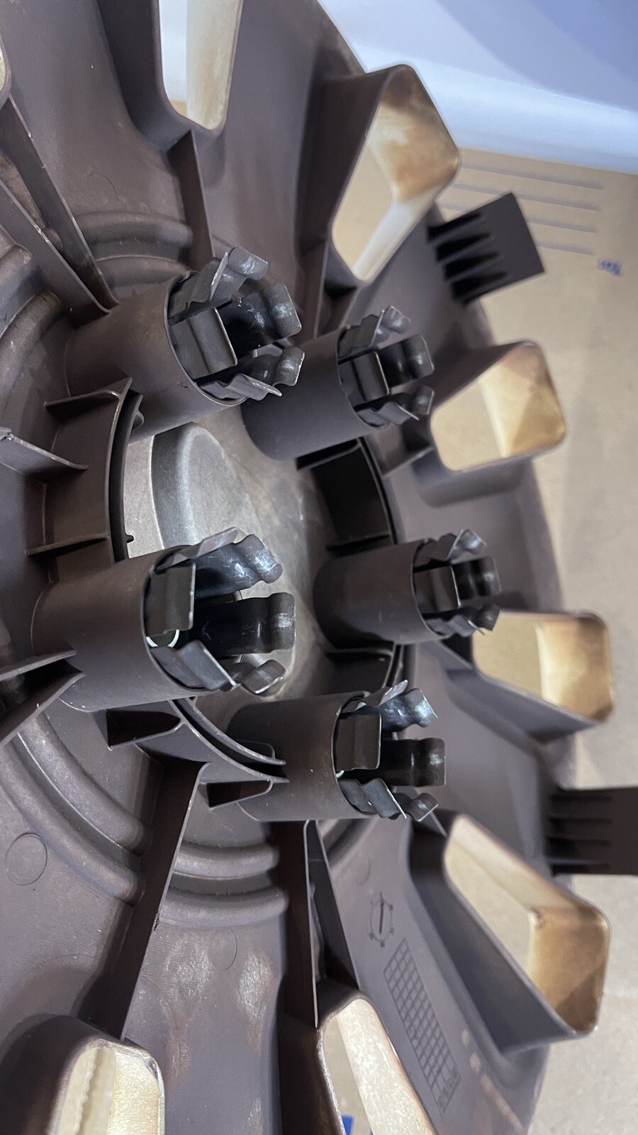 Ford Crown Victoria P71 1998-12 enjoliveur complet roues 17 pouces 7W73 ...