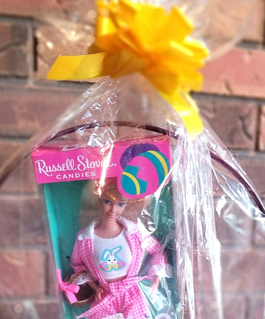 Russell Stover Barbie Doll Special Edition 14956 Mattel 1995 for sale ...