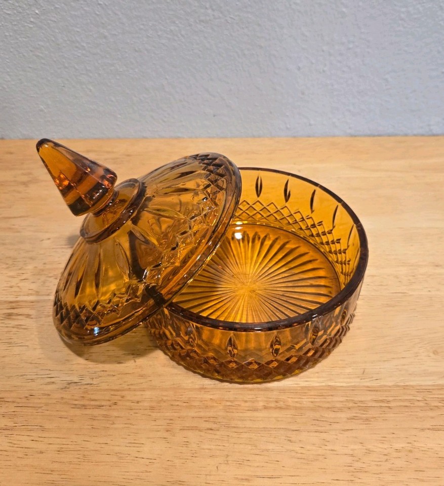 Vintage Amber Indiana glass candy dish with a lid "Princess" pattern | eBay