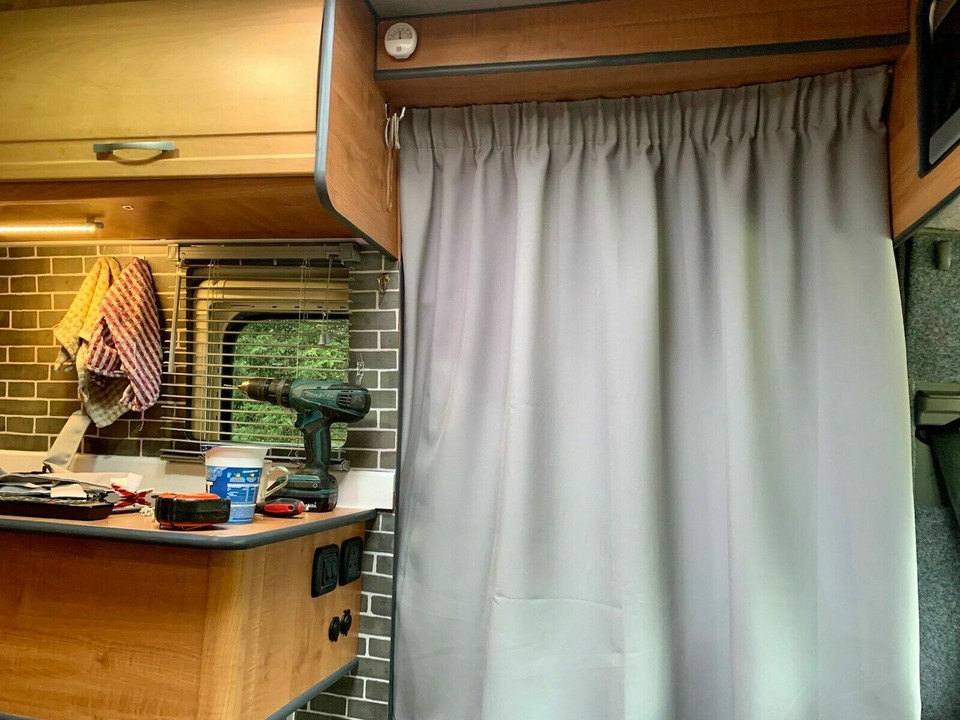 BLACKOUT ENERGY EFFICIENT FULLY LINED CARAVAN CURTAINS MADE TO MEASURE ...