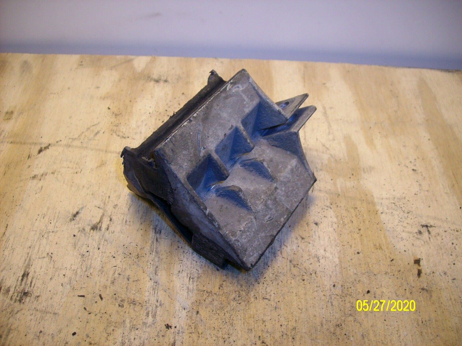 Porsche 924 944 968 Rear Axle Support Mount Driver Side 94433107500 | eBay