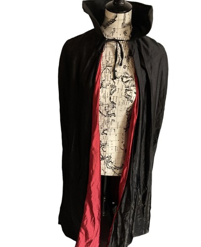 Mayhem mansion Halloween costume red black cape | eBay
