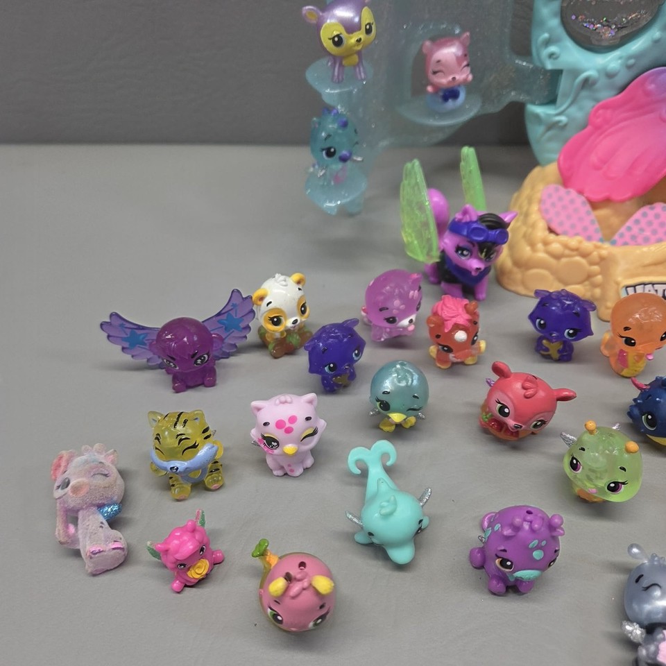 Hatchimals CollEGGtibles Mermal Magic Coral Castle Playset & 63 Figure ...