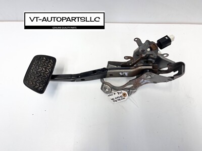 ⭐️2010-2015 Toyota Prius 1.8L Brake Pedal w/ Sensor GENUINE OEM | eBay
