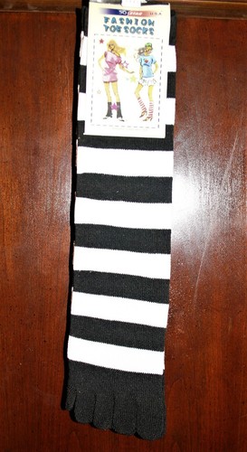 BLACK & WHITE Striped Five TOE SOCKS Womens /Girls New w/tags WITCH ...