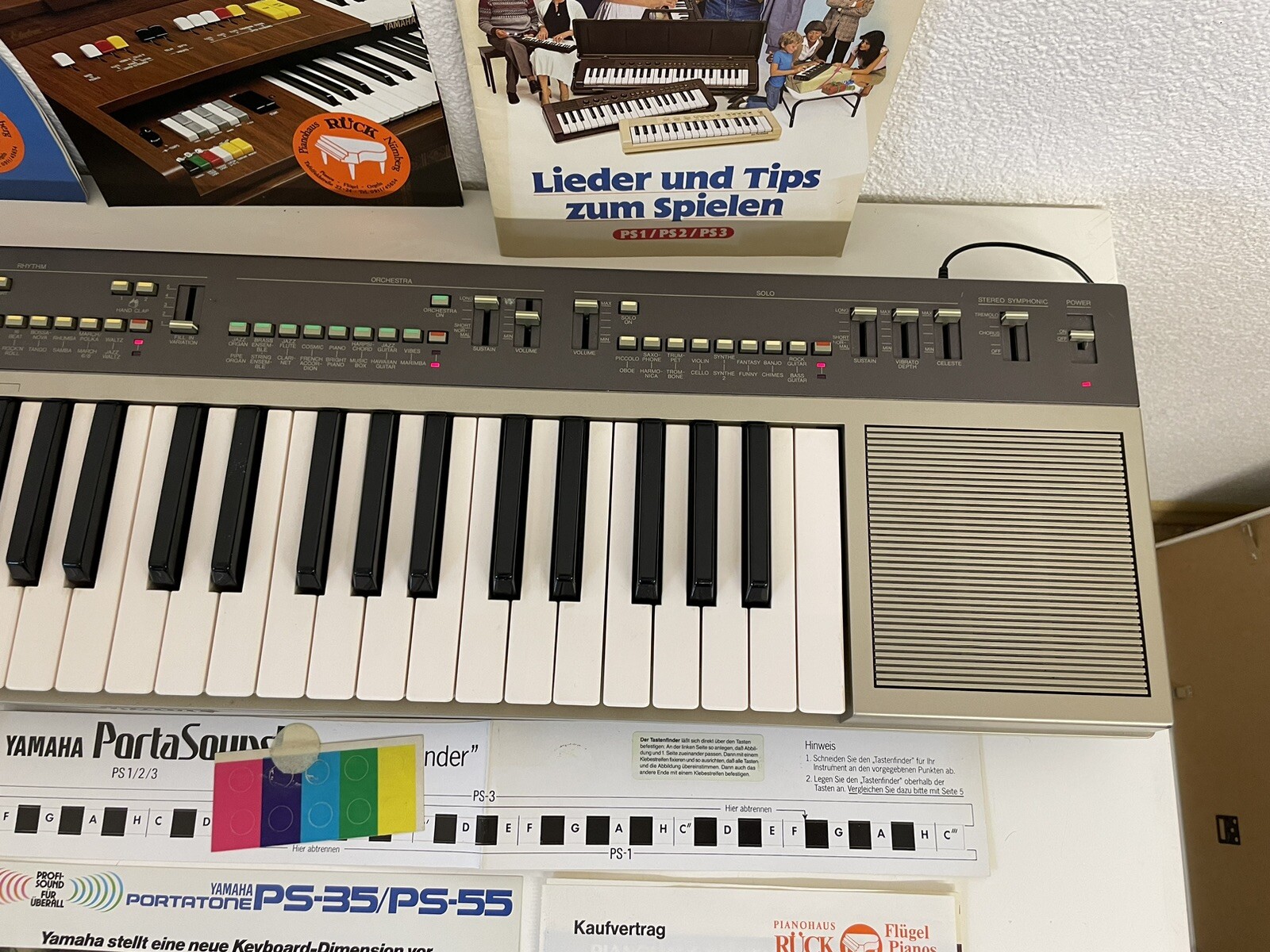 Vintage Yamaha Portatone PS-55 Portasound Keyboard Synthesizer 1983 ...