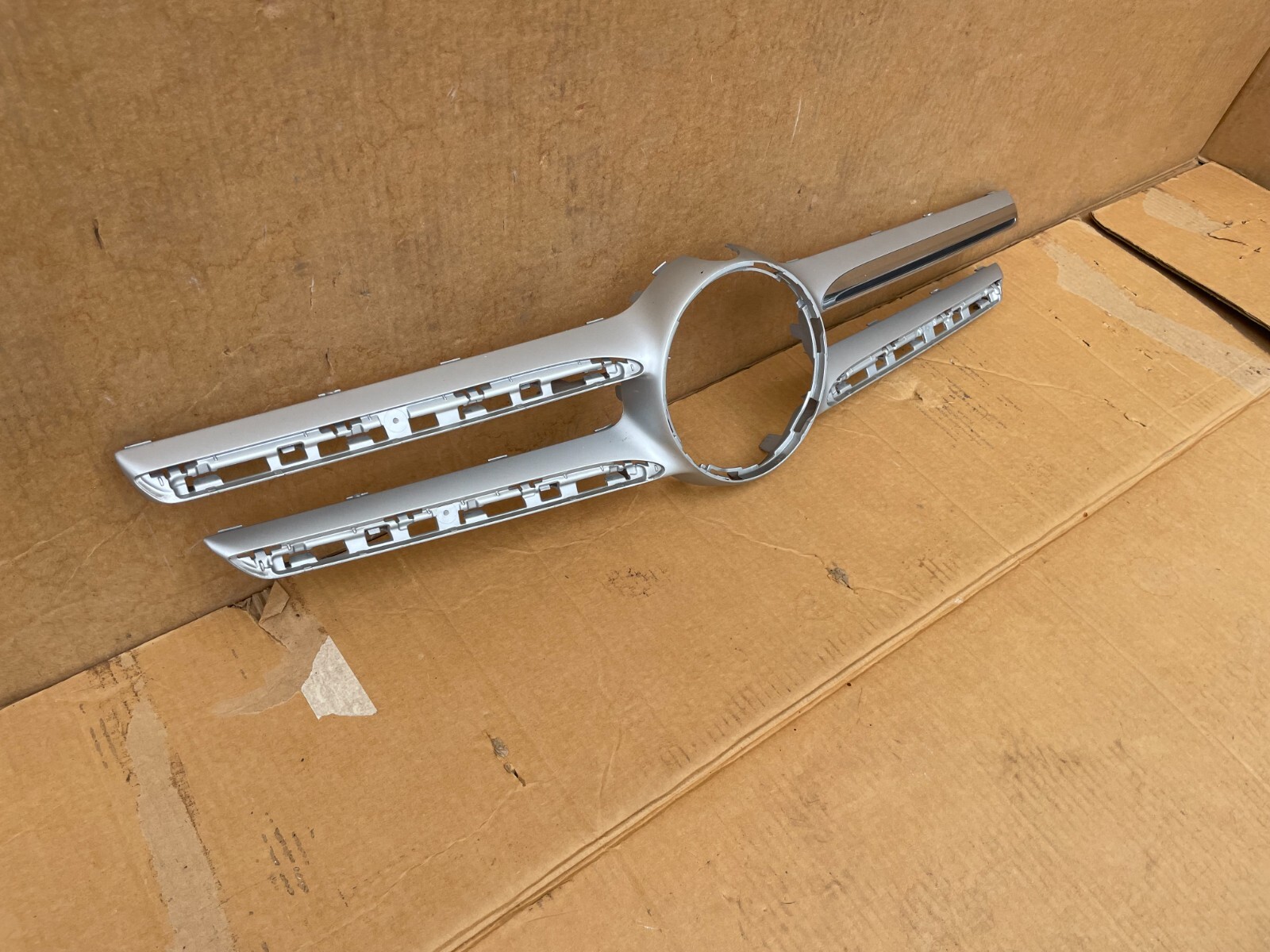 16 17 18 MERCEDES BENZ E CLASS GRILL GRILLE E300 E400 SEDAN OEM ...