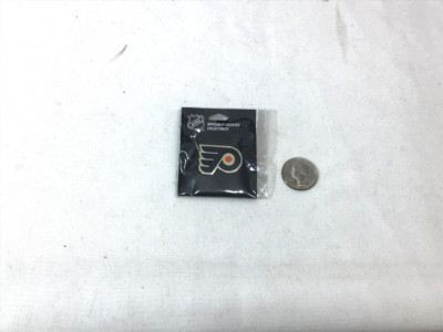 2012 Winter Classic Pin Philadelphia Flyers 1970s Vintage Style ...