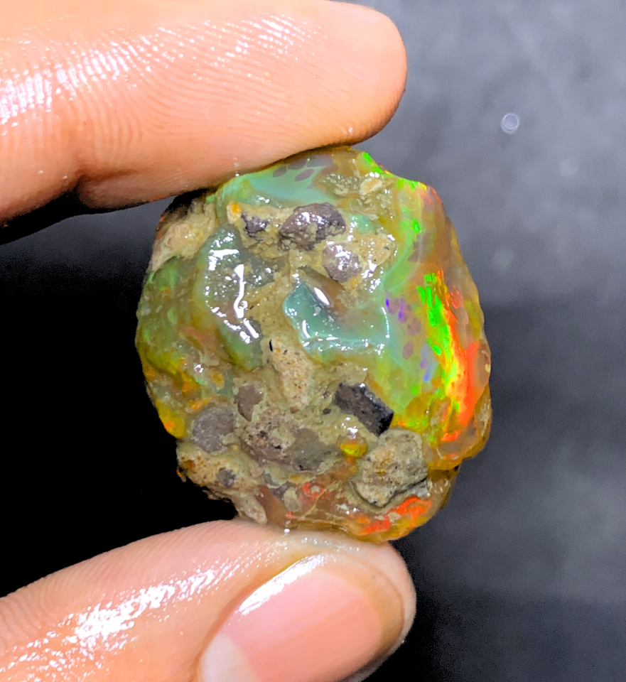 63 Ct 27x24x17 MM Natural Brown Red Green Blue Color Opal Oil Raw Rough ...
