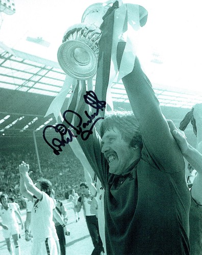 Phil PARKES Signed Autograph West Ham United Legend 10x8 Photo D AFTAL ...