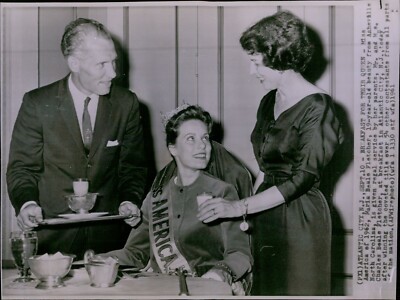 LD209 1961 Wire Photo MARIA BEALE FLETCHER Miss America '62 Atlantic ...