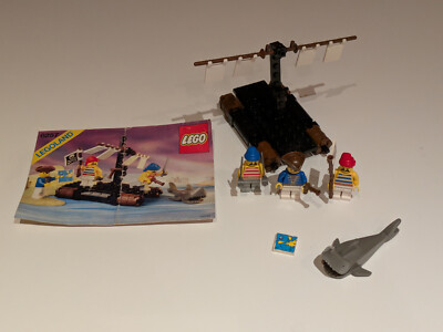 Vintage LEGO Pirates: Castaway's Raft (6257) Complete with instructions ...
