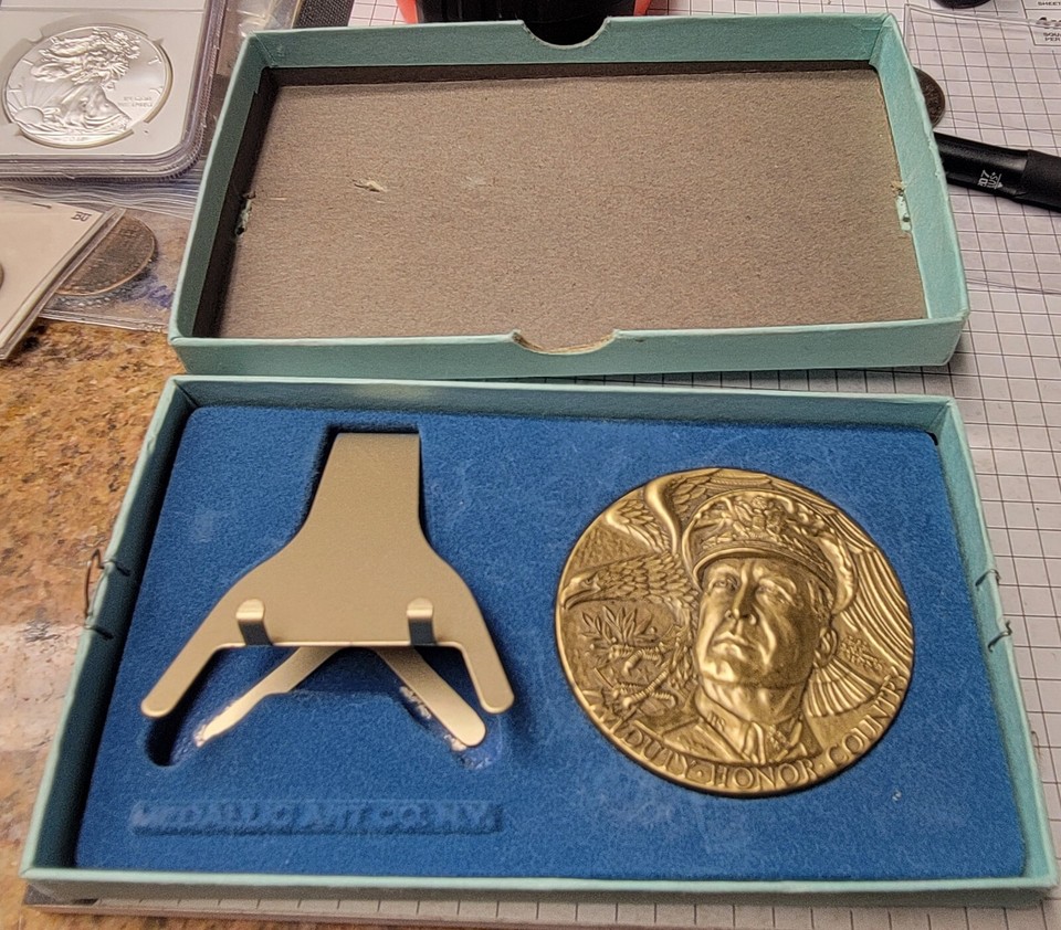 Douglas MacArthur I Shall Return. 2.5in Bronze Medal. MACO | eBay