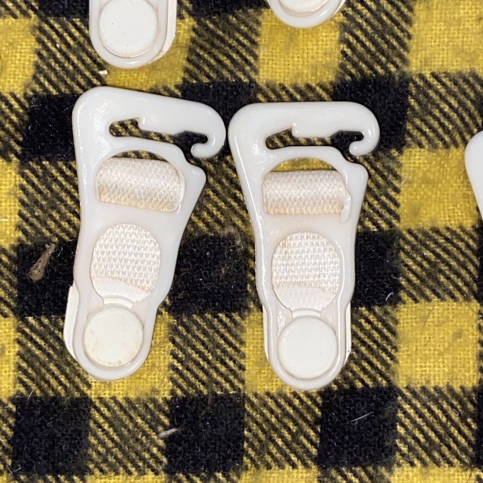 8 Vintage NOS Removable Plastic Suspender Garter Clips Hook Stocking ...