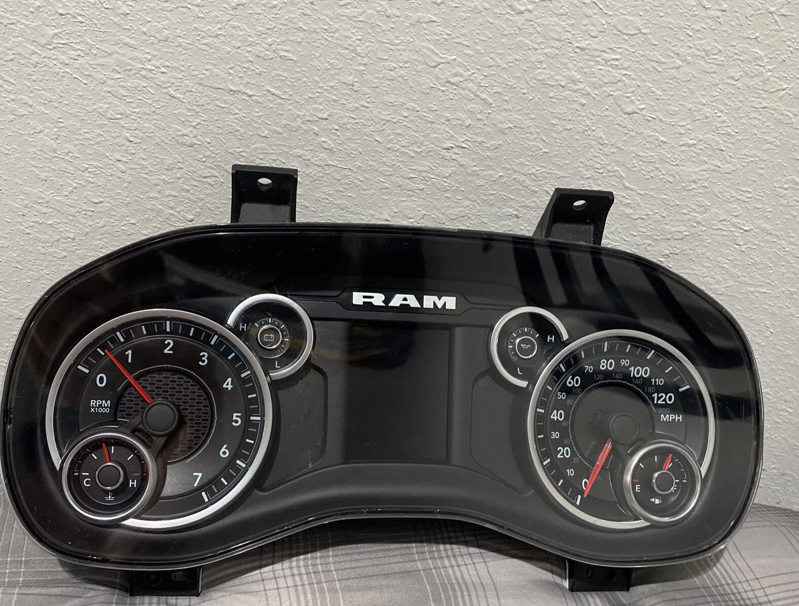 cluster Ram 2020 / 2022 | eBay