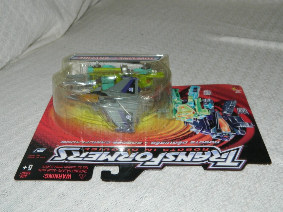 2001 Hasbro Transformers Tow-Line / Skyfire Action Figures NEW | eBay