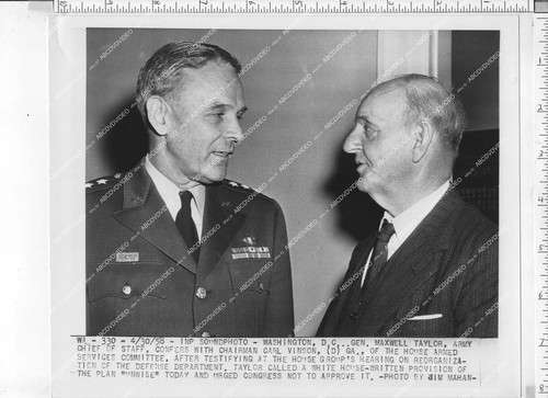 jo-258 1958 orig photo military politics Gen Maxwell Taylor tells Carl ...