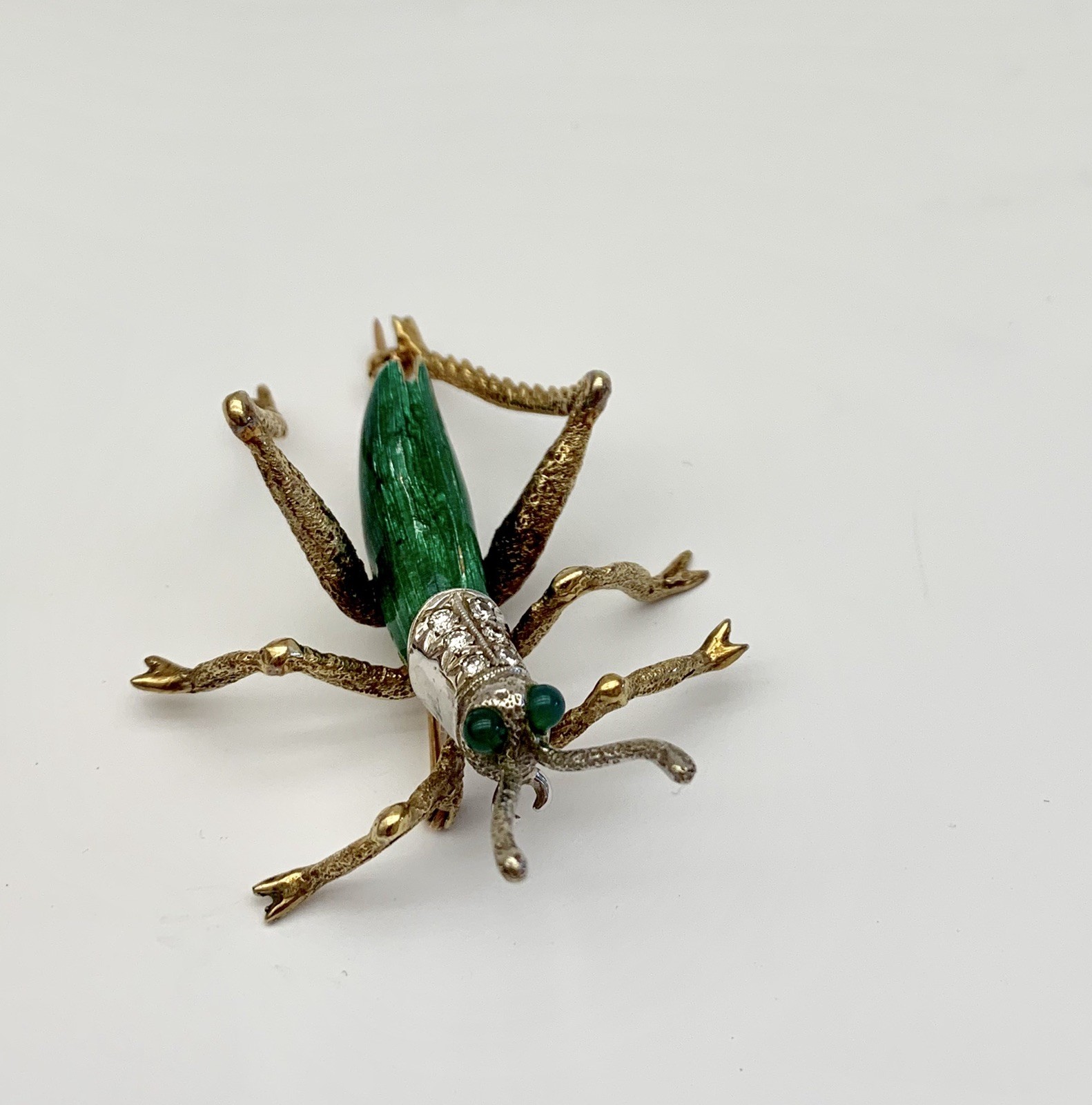 A VERY FINE & RARE VINTAGE 18K Yellow Gold Diamonds Enamel Grasshopper ...