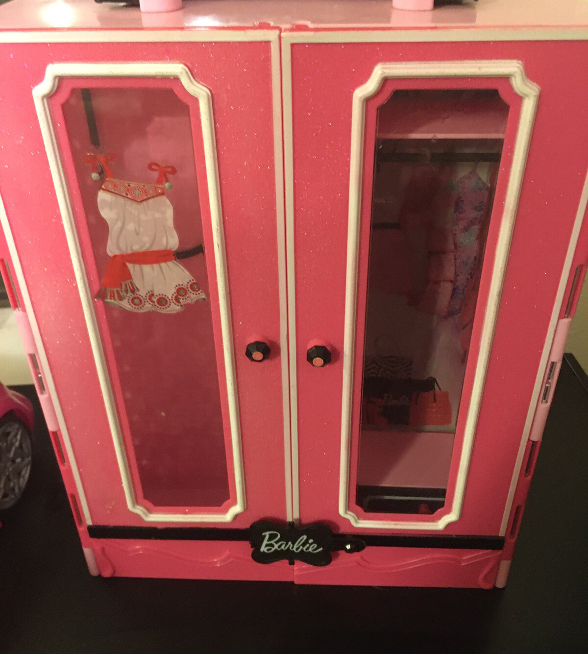 Barbie Fashionistas Ultimate Closet And Pink Sports Car 2013 (Crack ...