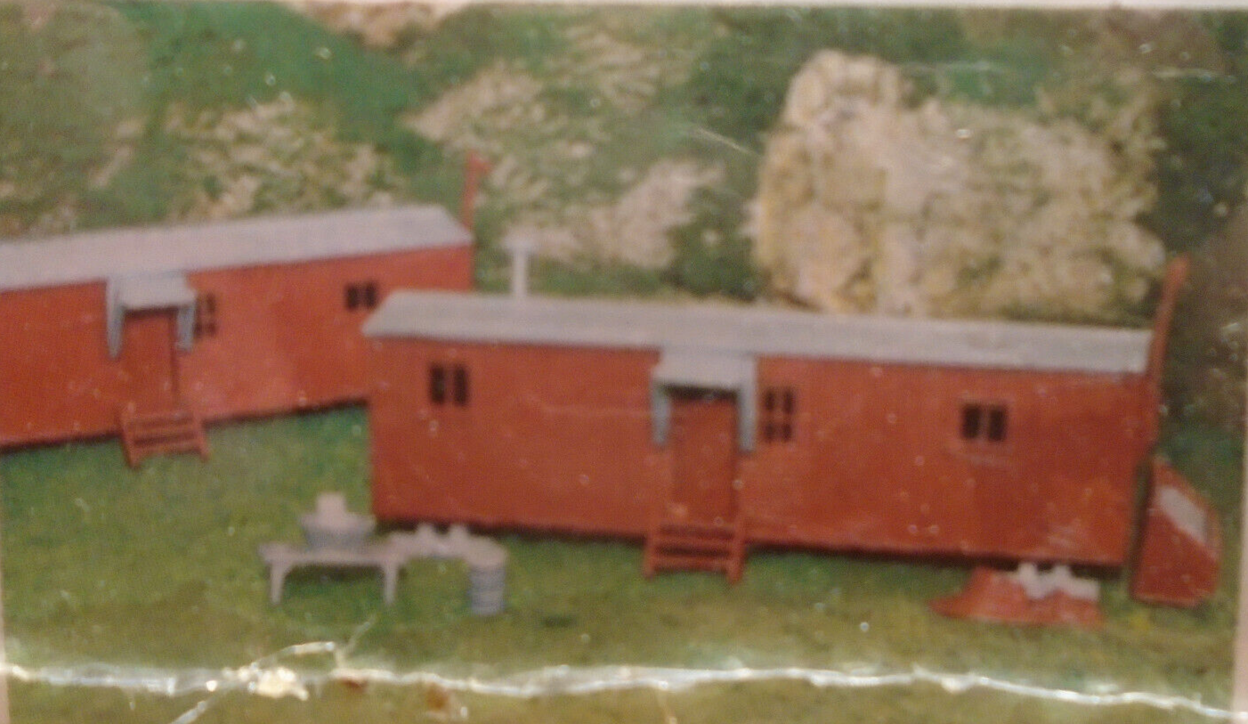 BACHMANN PLASTICVILLE #45175 HO SCALE RAILROAD WORK SHEDS 2 PK NEW IN ...
