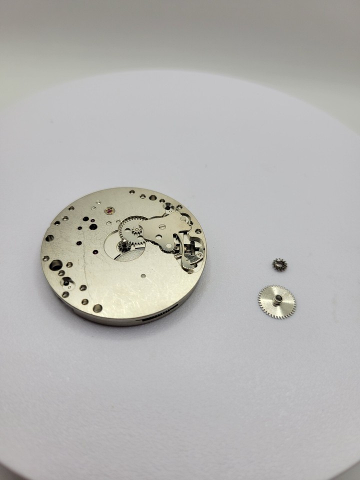 Genuine Swiss Made ETA Unitas 6497-1 movement BRAND NEW with hour wheel ...