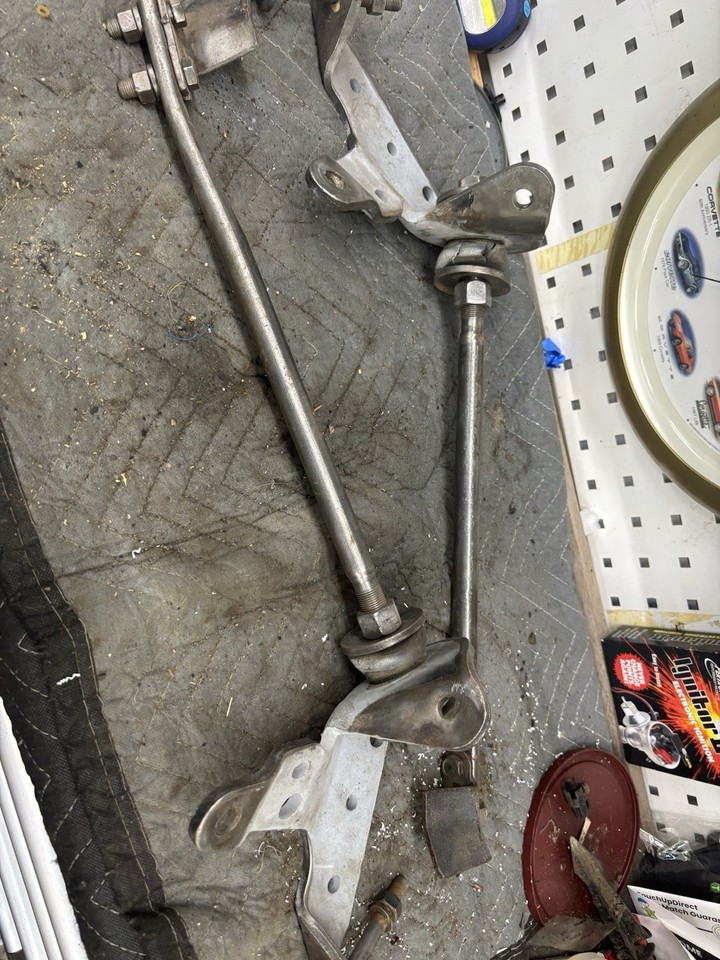 1968-1972 AMC amx javelin Left And Right strut rods & brackets 68 69 70 ...