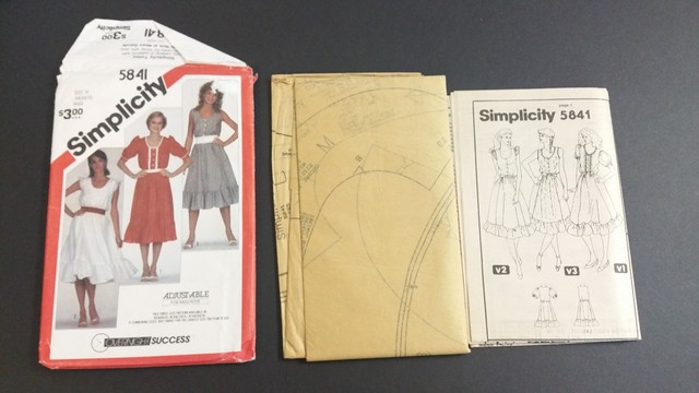 Simplicity 5841 Pattern 6 - 10 Misses and Petite Pullover Dress Uncut ...