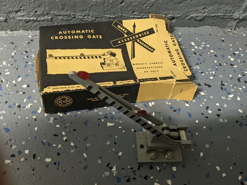 Vintage Marx 428 Automatic Crossing Gate w Box | eBay