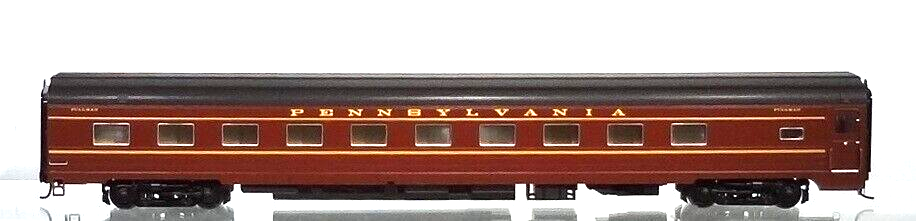 Walthers HO 2 x PPR E8A Diesels + 10 x PRR Broadway Passenger Coaches ...