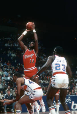 Dwight Jones of the Chicago Bulls 1981 Basketball Photo 5 | eBay Australia