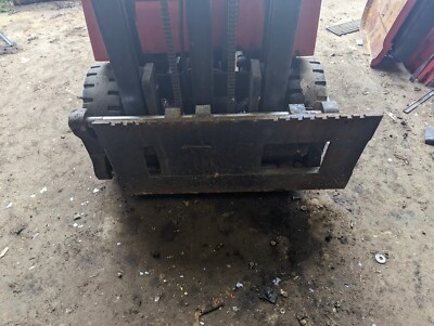 FORKLIFT SIDE SHIFT ATTACHMENT WITH BACK PLATE SO YOU CAN WELD YOUR ON ...