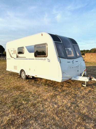 2017 2 Berth Bailey Pegasus Genoa with Motor Mover and Two Awnings ...