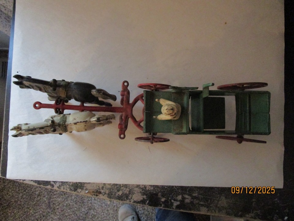 Kenton, Cast Iron Horse Drawn Sand & Gravel Green Wagon | eBay