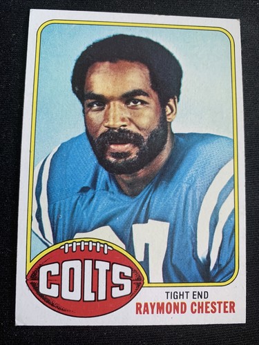 1976 Topps Football Card #32 Raymond Chester Baltimore Colts Nm Free ...
