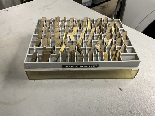 35-335 SET BRASS MINIATURE SCRIPT FONT NEW HERMES ENGRAVER -220 PIECES ...