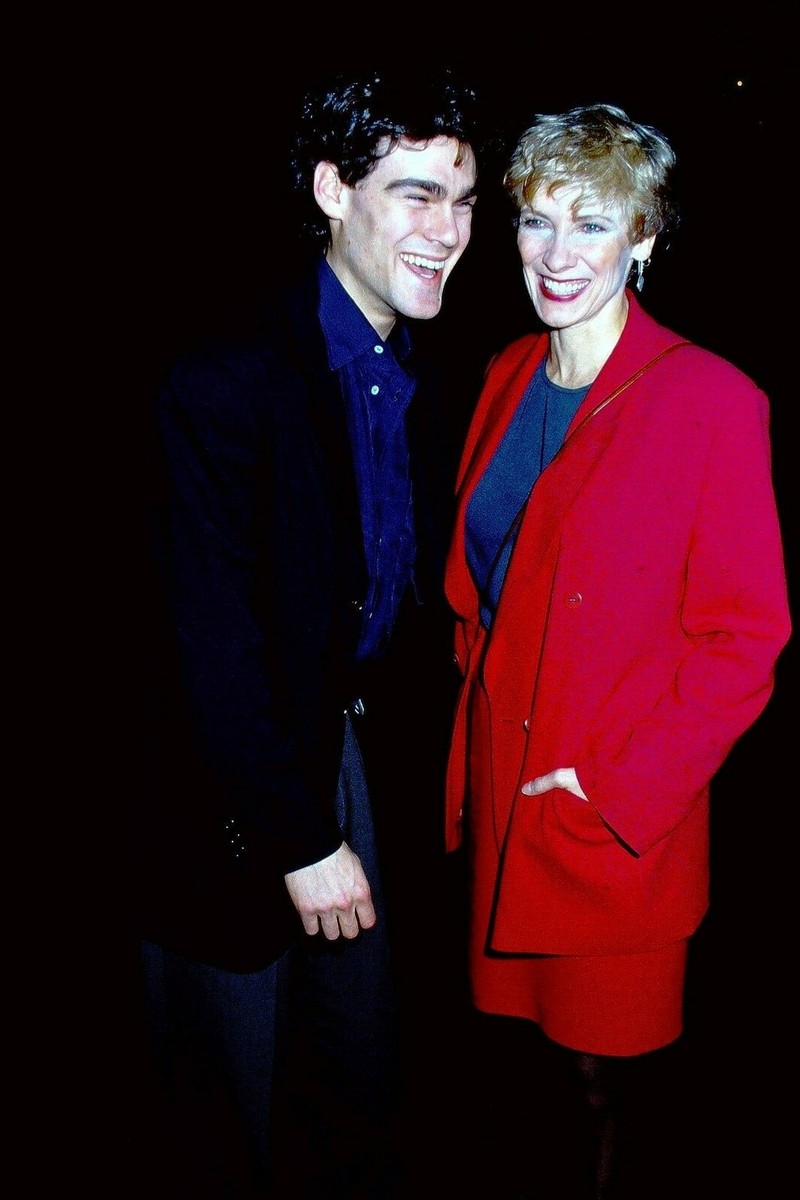 Grayson Mccouch And Black Women Hollywood Heights | Soap Opera Network