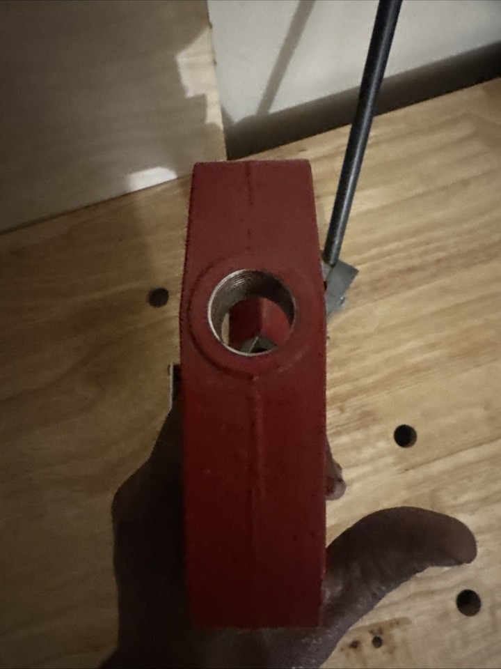 LEE Single Stage Reloading Press O Frame rifle pistol reloader Hand ...
