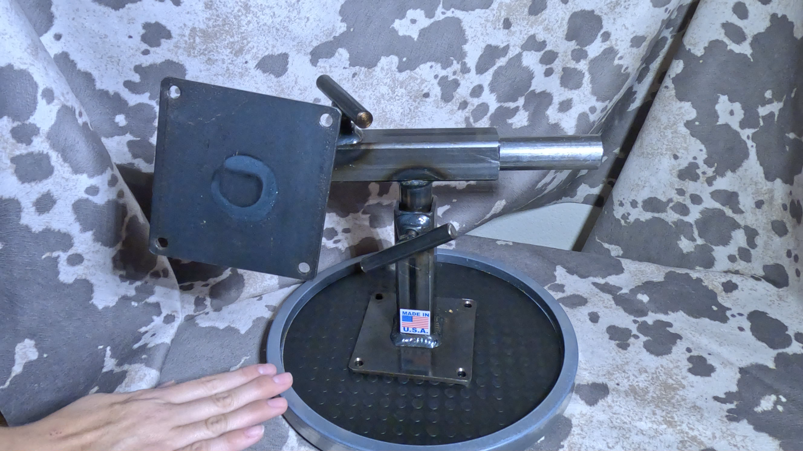 Taxidermy Stand 3 axis Mounting Stand sincitymetalworks | eBay