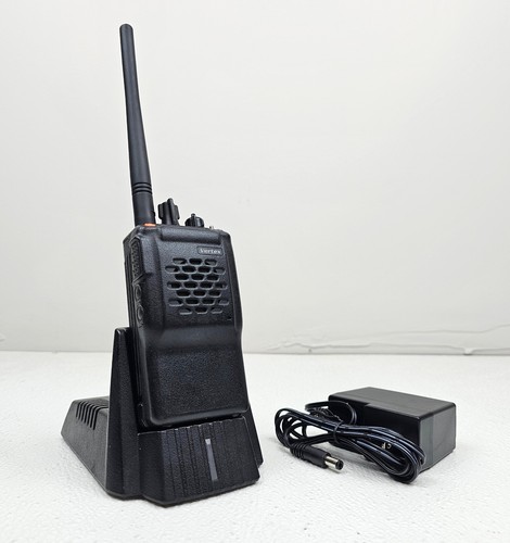 Vertex VX800 VX-800 VHF 148-174 MHz 200 Channel 5 Watt Portable Radio ...