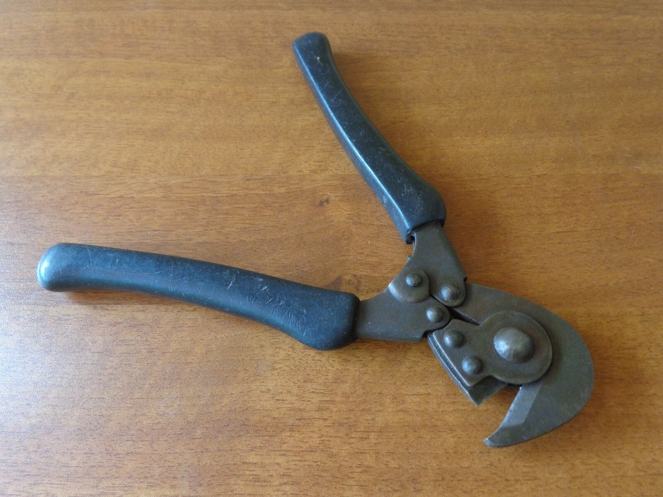 RARE WW2 WWII H.K. PORTER US BARBED WIRE CUTTERS TYPE “PARROT BEAK ...