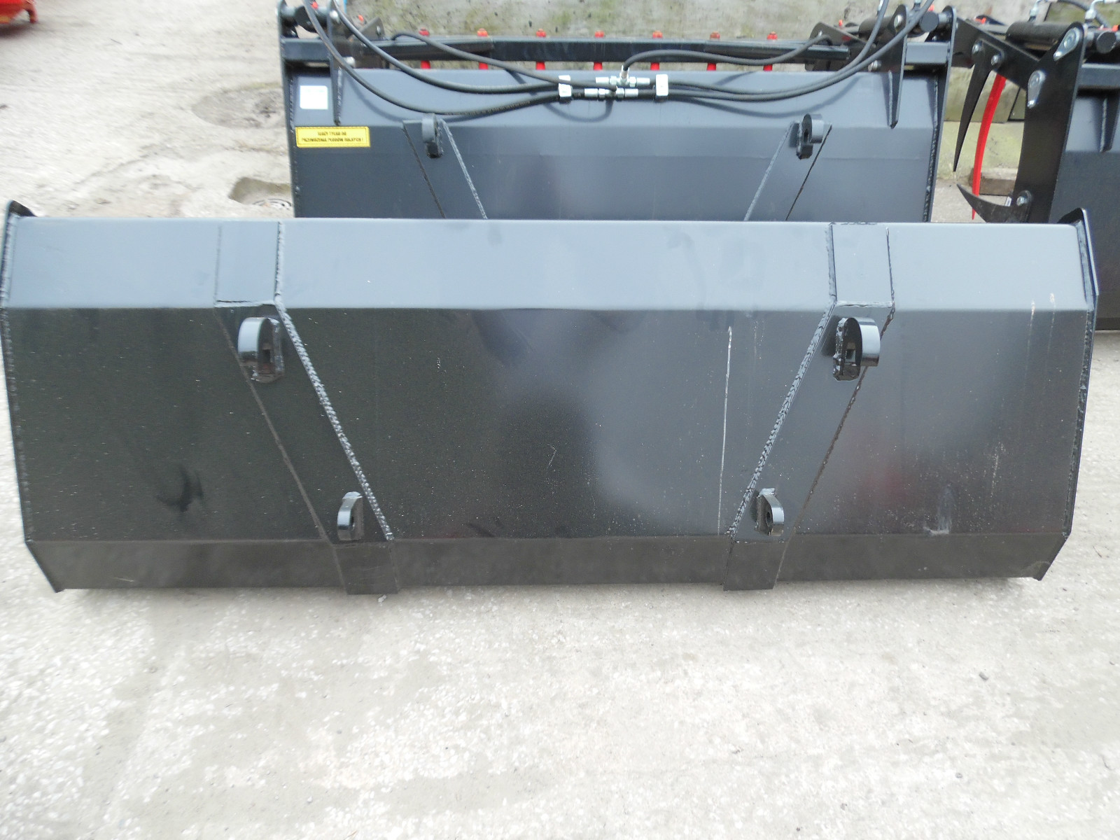 TRACTOR LOADER BUCKET EURO 8 BRACKETS 1.4 METRE TO 2.5 METRES FROM £600 ...