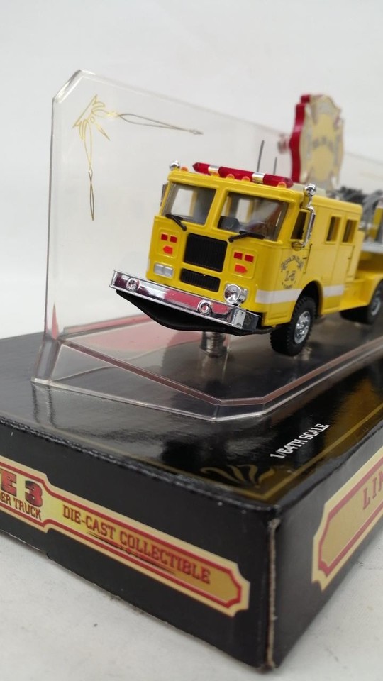 Code 3 Collectibles Honolulu Fire Dept. Car Number L-5 1 64 Die-Cast ...