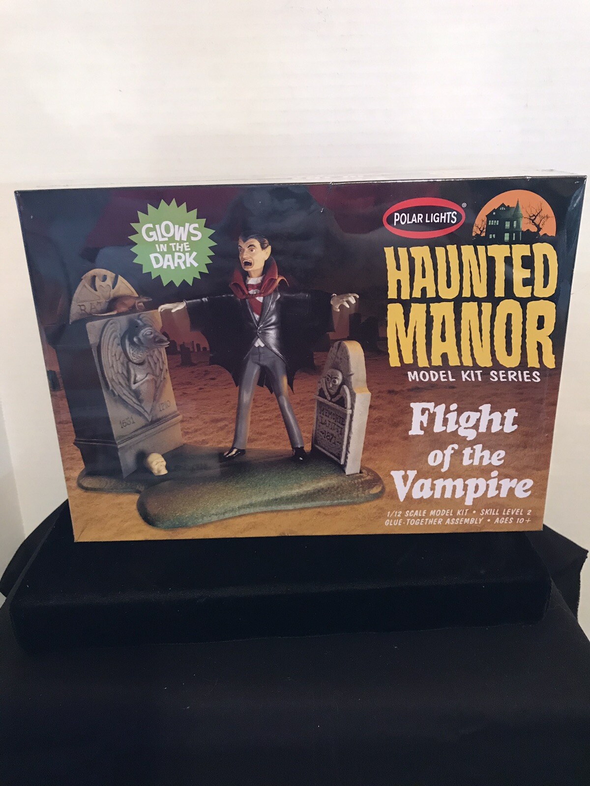 POLAR LIGHTS 977/12 FLIGHT OF THE VAMPIRE MODEL KIT-NIB-1/12 SCALE | eBay