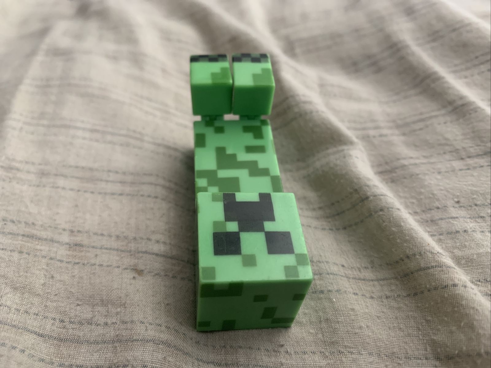 Minecraft Overworld Creeper 3" Action Figure Toy | eBay