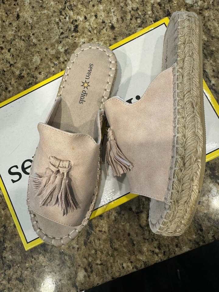 SEVEN DIALS Shoes Wendelle Women's Size 6.5 Sandal Beige Tassel Peep ...