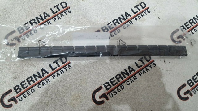 MINI Retaining Strip Leading Edge for Trim Strip for Rear Left ...
