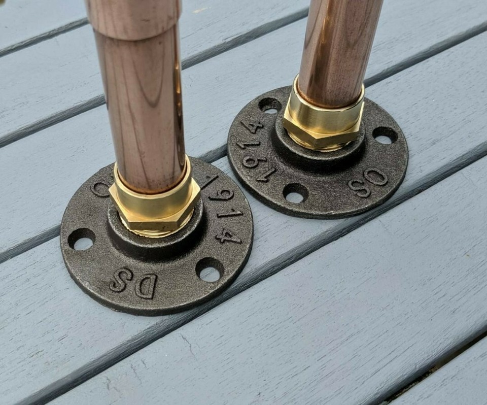 Industrial 'T joint' Copper Pipe Shelf Brackets (Copper, brass, cast ...
