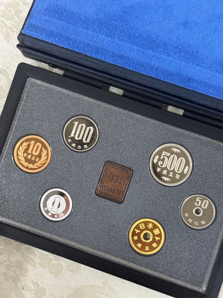 Collectible Coin 1993 Japan Proof Coin Set with Certificate Mint ...