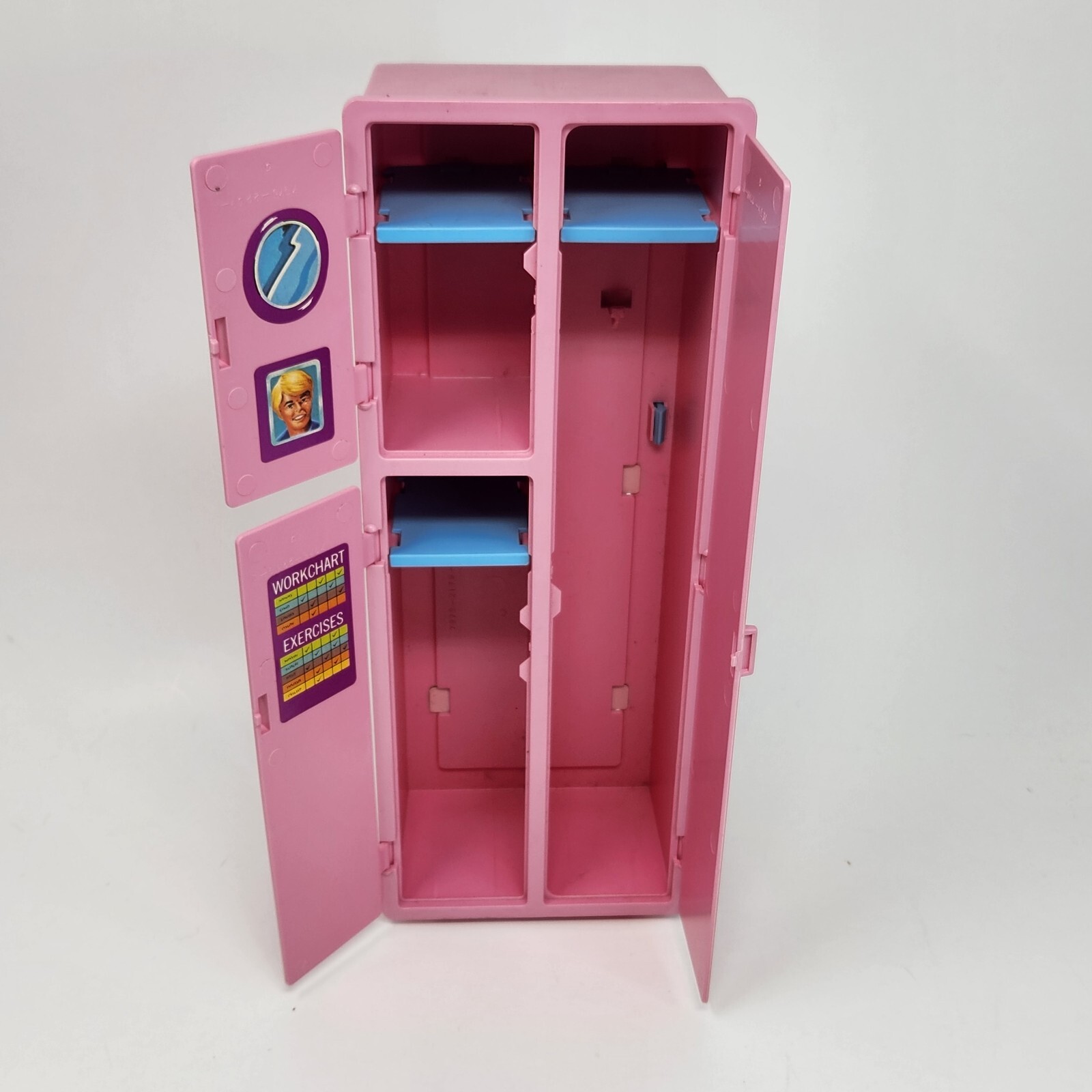 VINTAGE 1984 MATTEL BARBIE FITNESS CENTER GYM 7975 PINK LOCKER PLAYSET ...