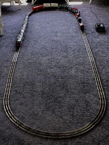 VINTAGE 1950'S MARX O GAUGE TRAIN SET W/ 3 LOCOMOTIVES-9 CARS-TRACK ...
